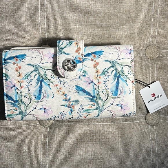 mundi | Bags | Mundi Large Trifold Wallet | Poshmark